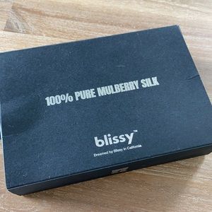 Blissy | Bedding | Blissy 0 Pure Mulberry Silk Pillow Case | Poshmark
